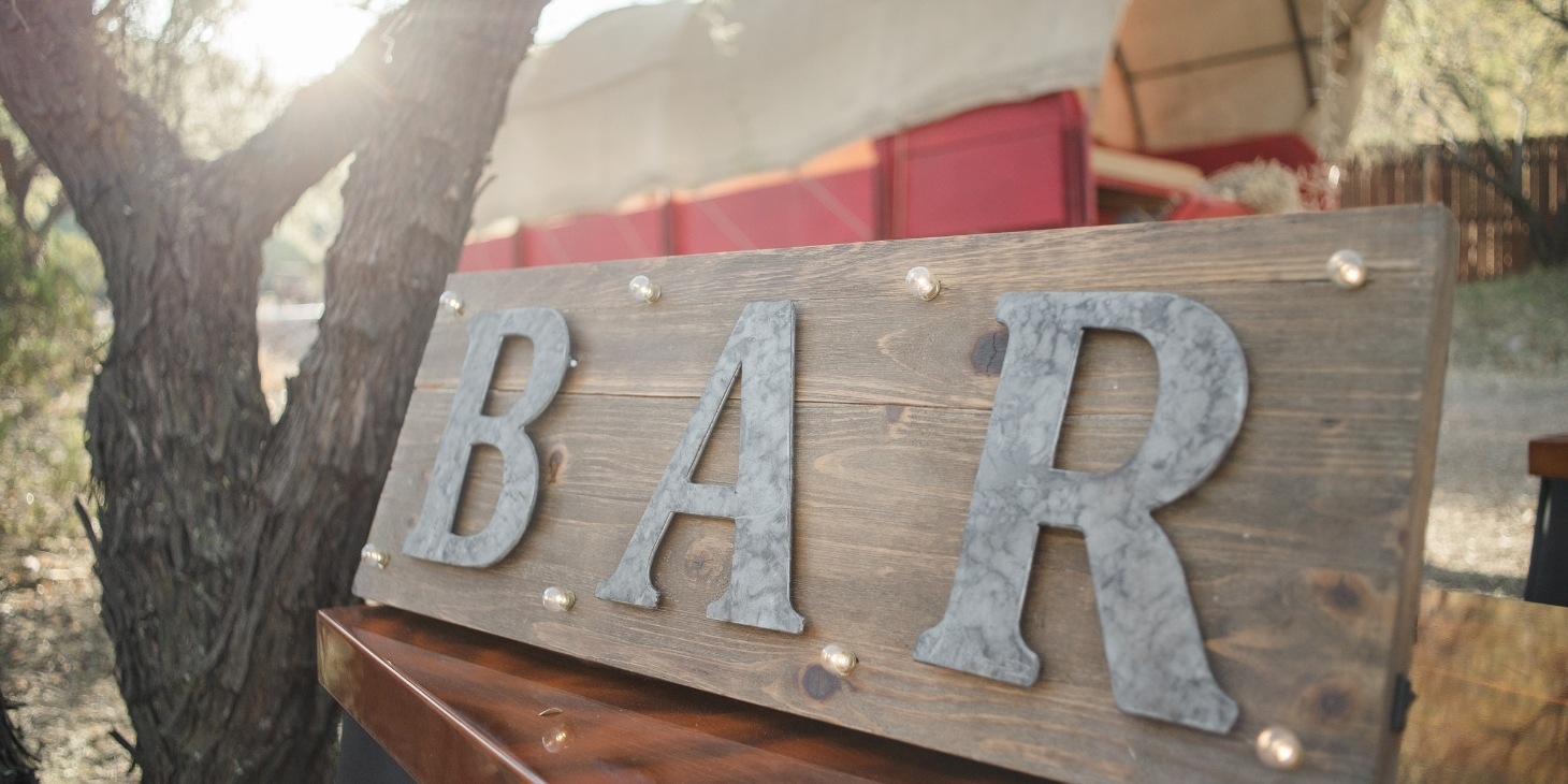 4 Creative Ways Homeowners are Using Yard Signs in 2021