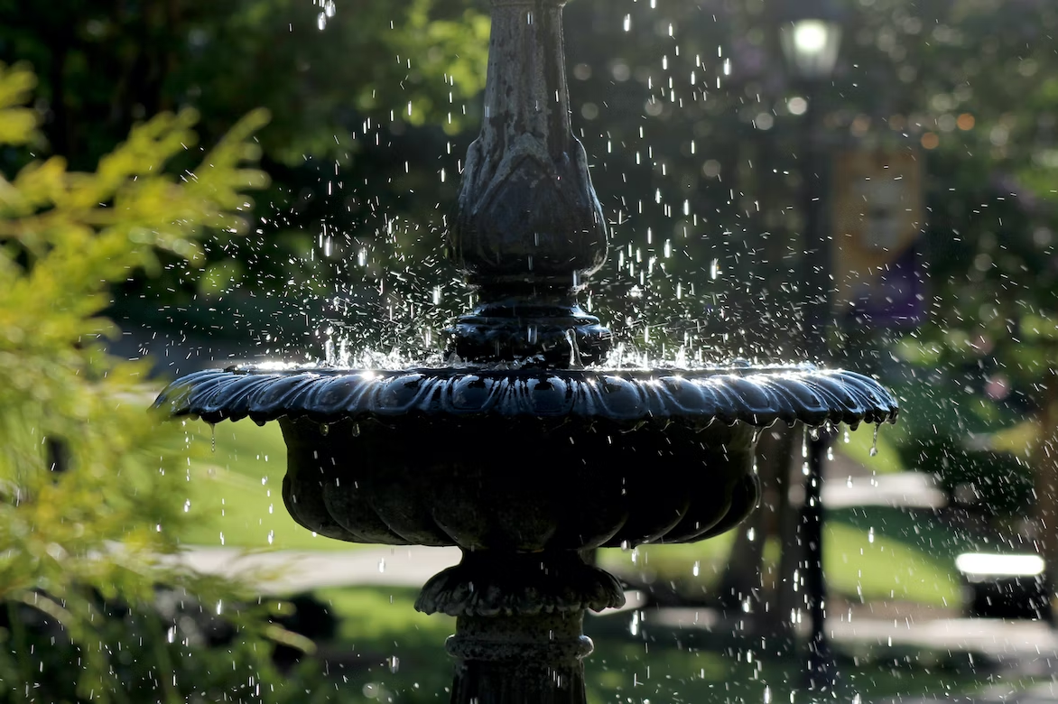 Purchasing a Fountain for Your House? Here's How to Make the Right Choice